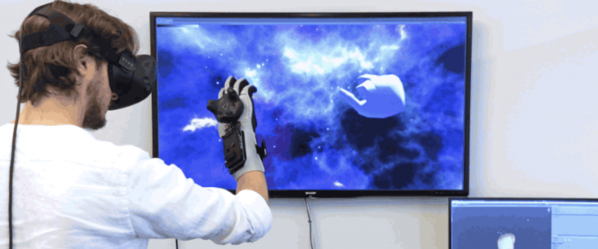 Nintendo Power Glove Finds New Life as HTC Vive Controller | Shacknews