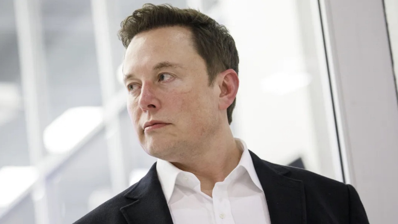Elon Musk reportedly met with Tim Cook over Twitter & Apple issues ...