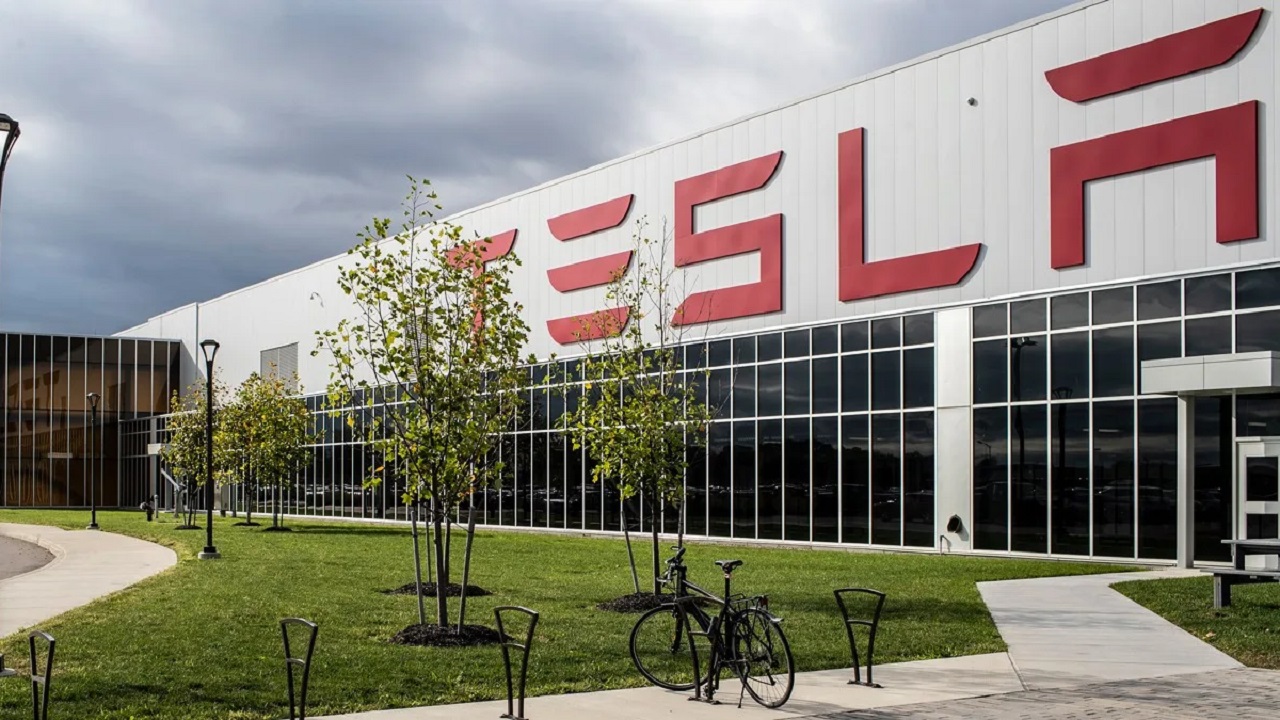 New York Tesla employees campaign to form union | Shacknews