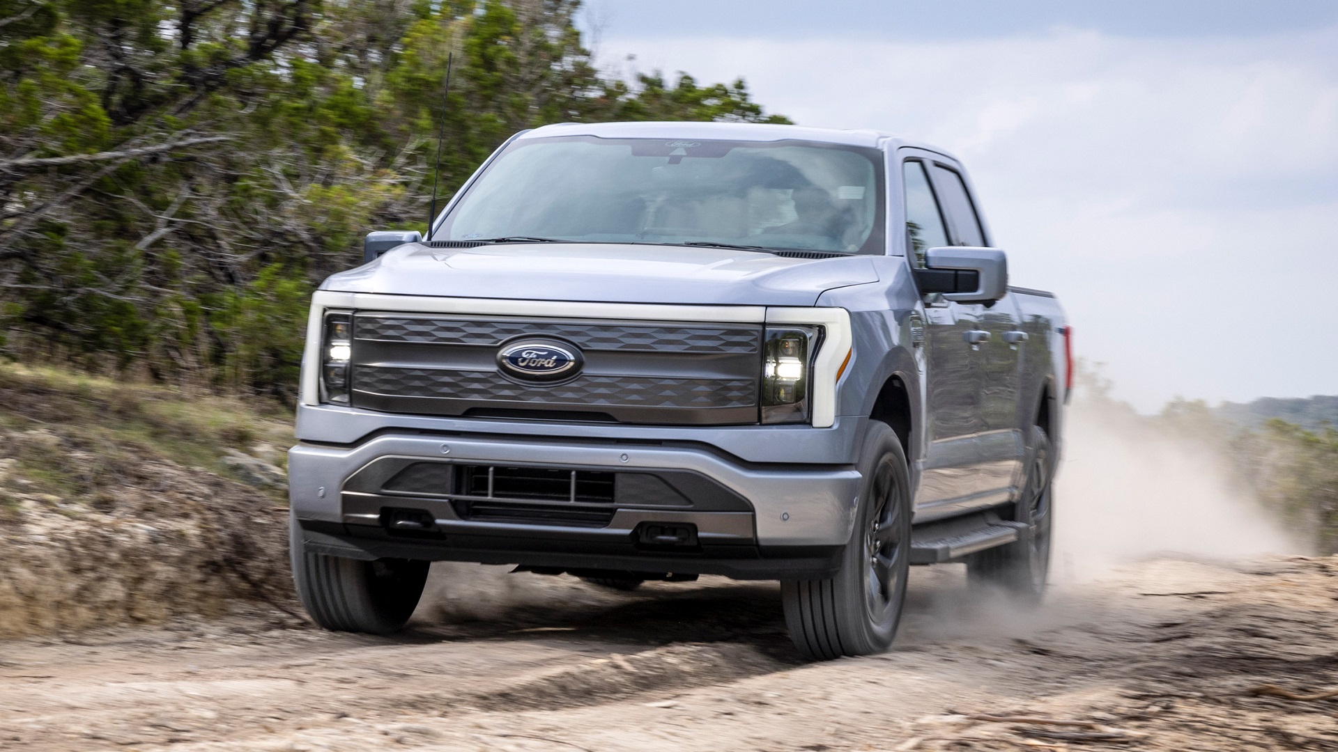 Ford (F) shipped 4,291 F-150 Lightning EV trucks in Q1 2023 | Shacknews