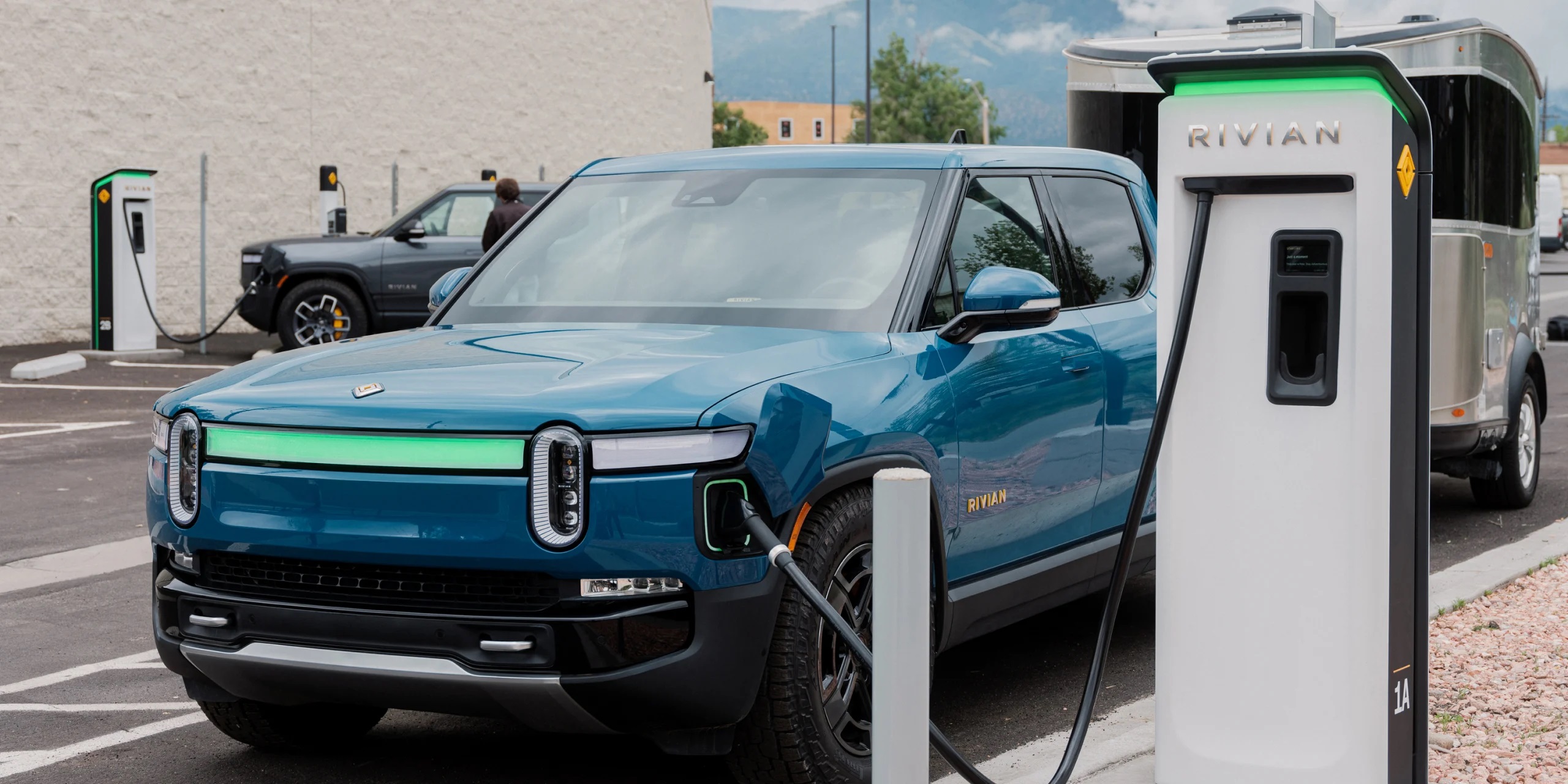 Rivian (RIVN) Q3 2023 earnings results beat EPS & revenue estimates ...