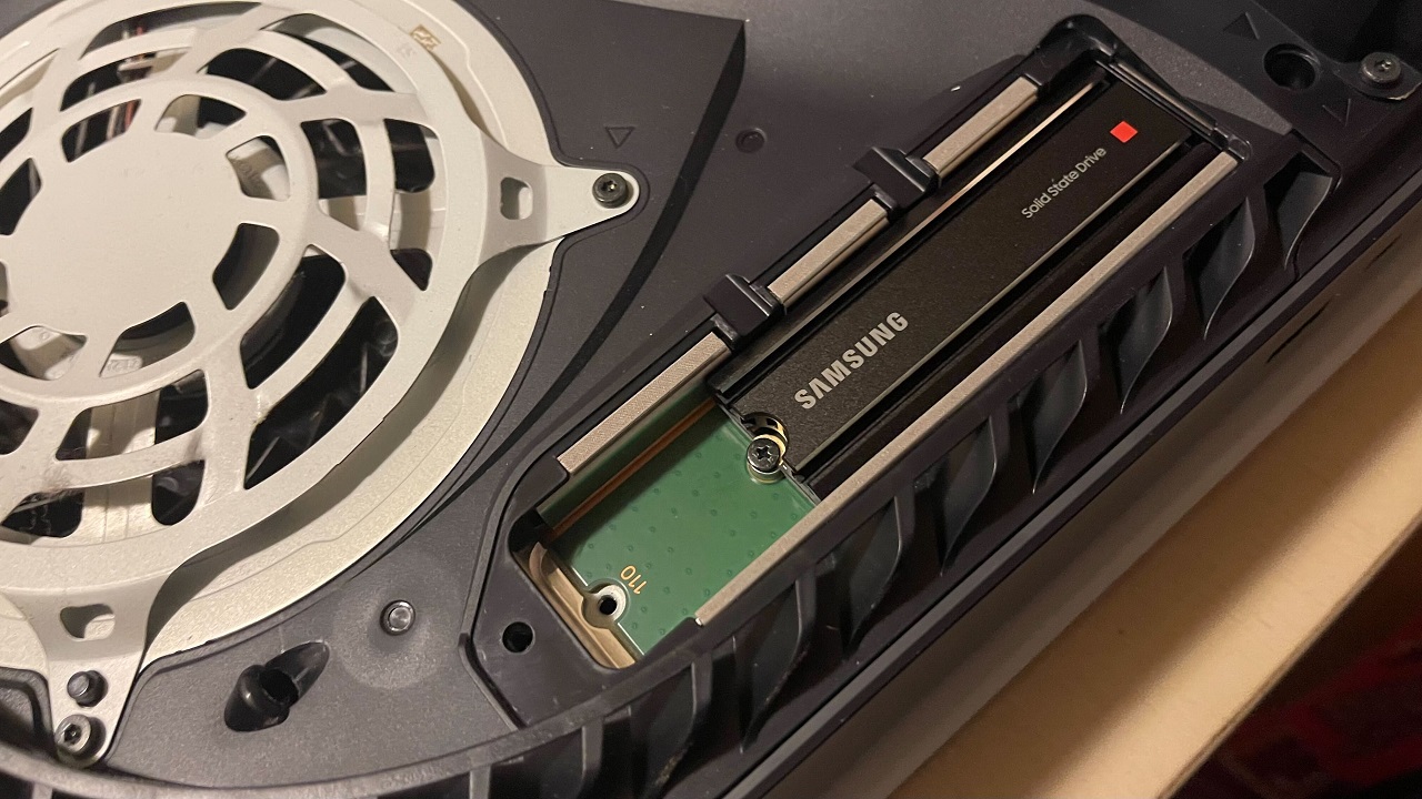 Examen Du Samsung 980 Pro Avec Dissipateur Thermique PCIe 4 0 NVMe SSD Examen Du Samsung 980 Pro Avec Dissipateur Thermique PCIe 4 0 NVMe SSD